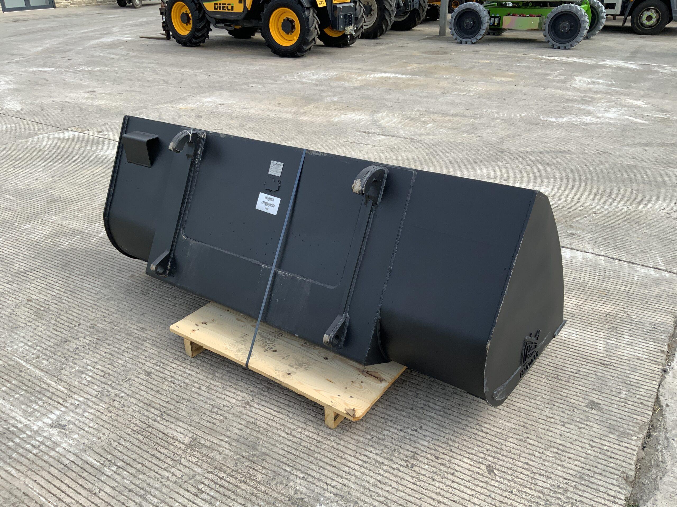 Rhinox 1 Cube *UNUSED* Bucket - RJ and KD McLean Ltd - Tractors and Plant