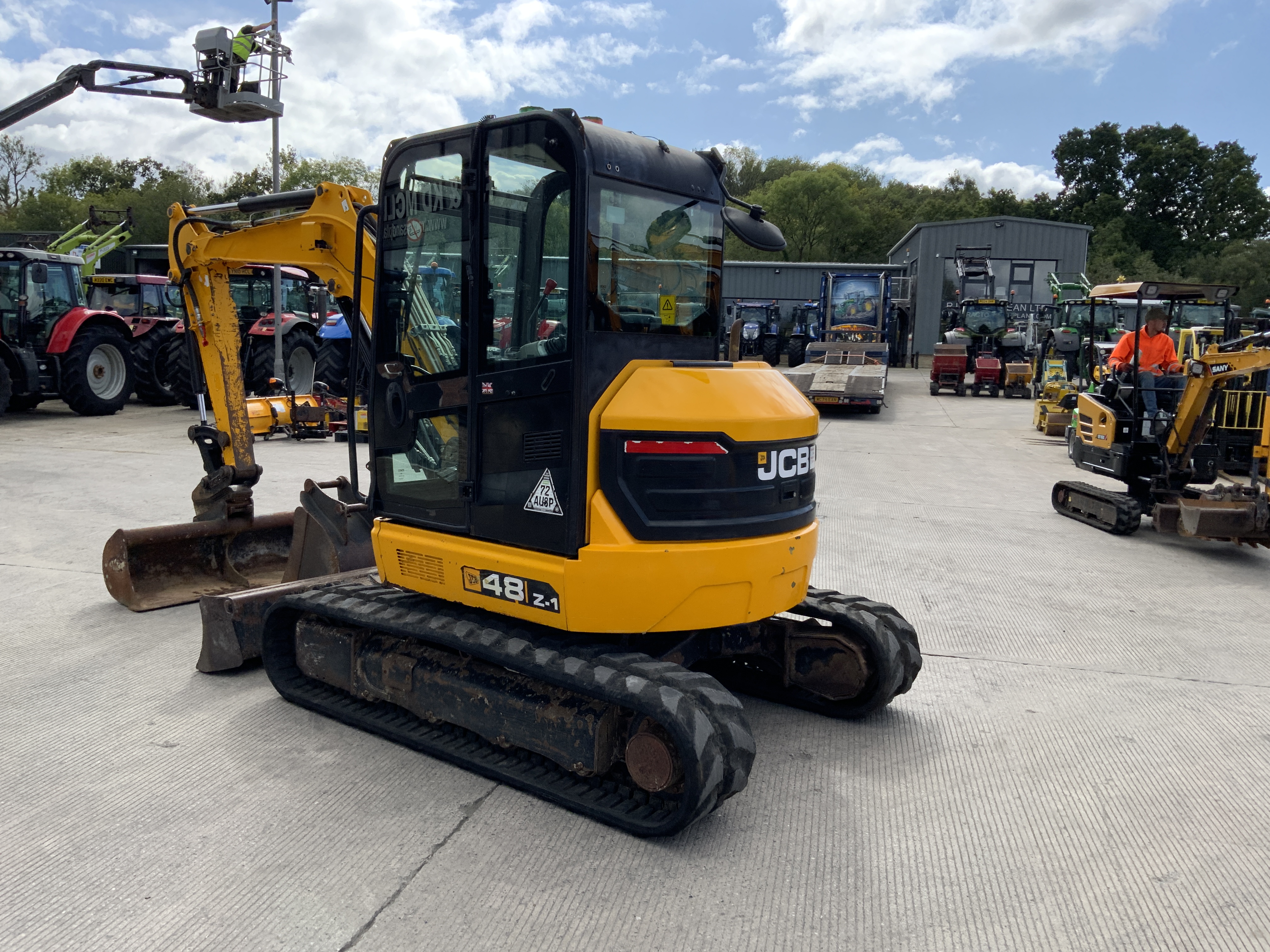 JCB 48Z-1 Digger (ST24551) - RJ and KD McLean Ltd - Tractors and Plant