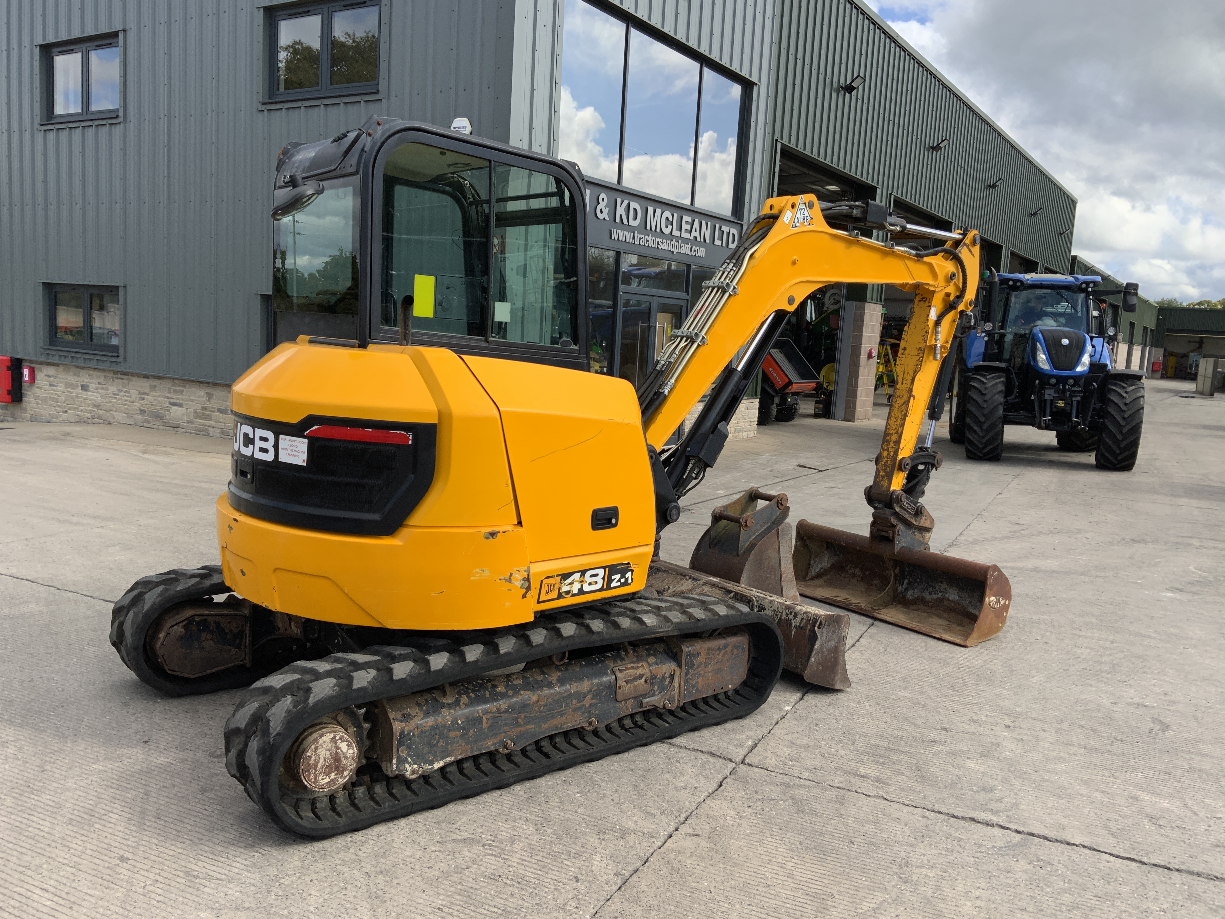 JCB 48Z-1 Digger (ST24551) - RJ and KD McLean Ltd - Tractors and Plant