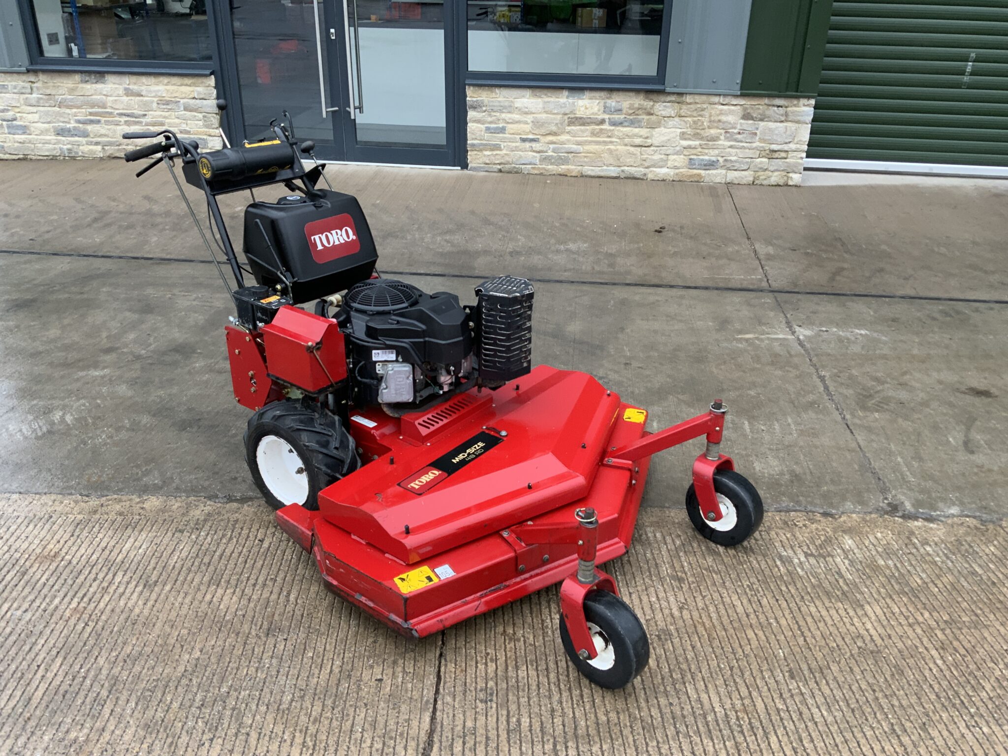 Toro Mid Size 48RD Commercial Mower - RJ and KD McLean Ltd - Tractors ...