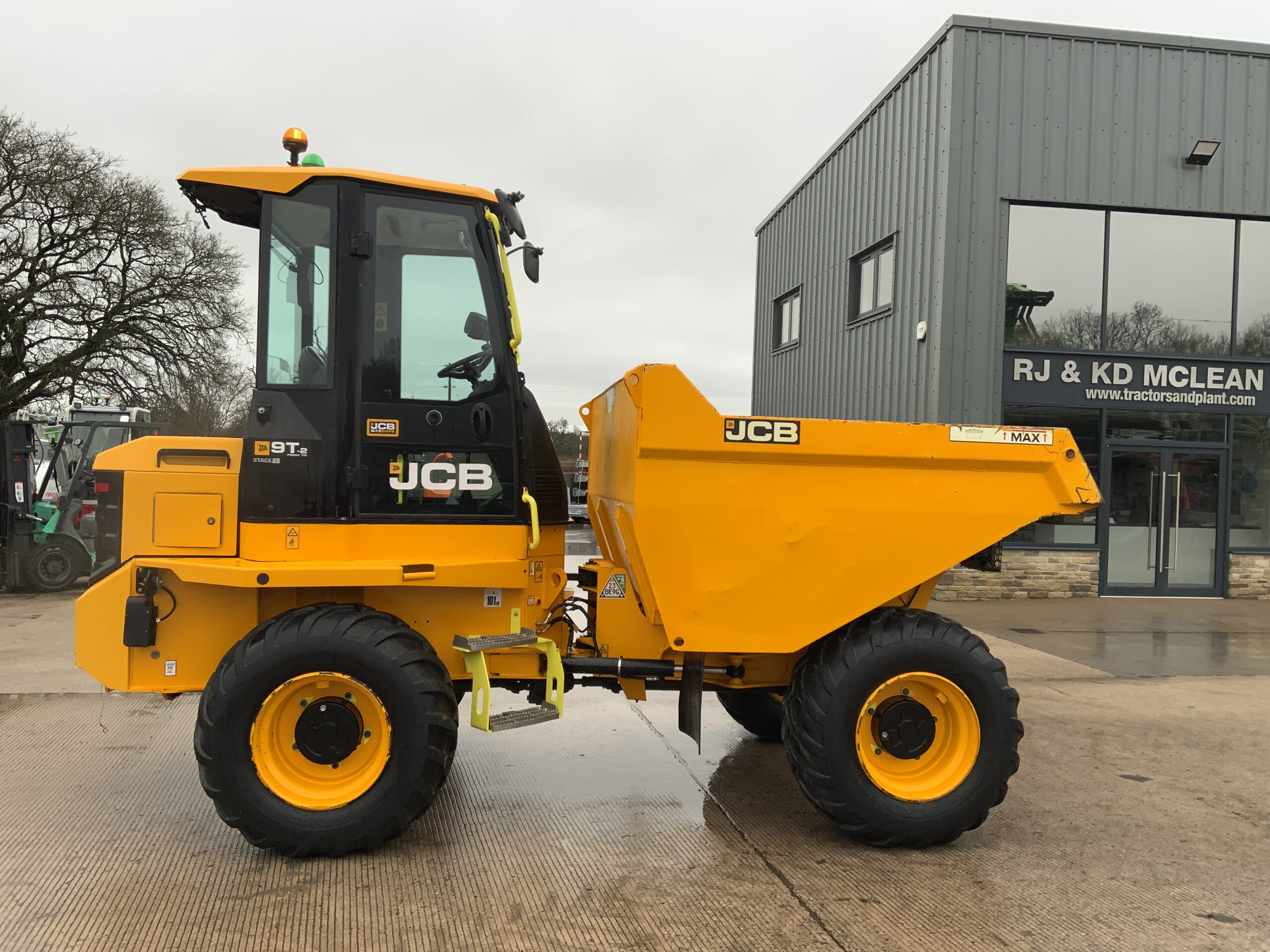 JCB 9T-2 Dumper (ST25500) - RJ and KD McLean Ltd - Tractors and Plant