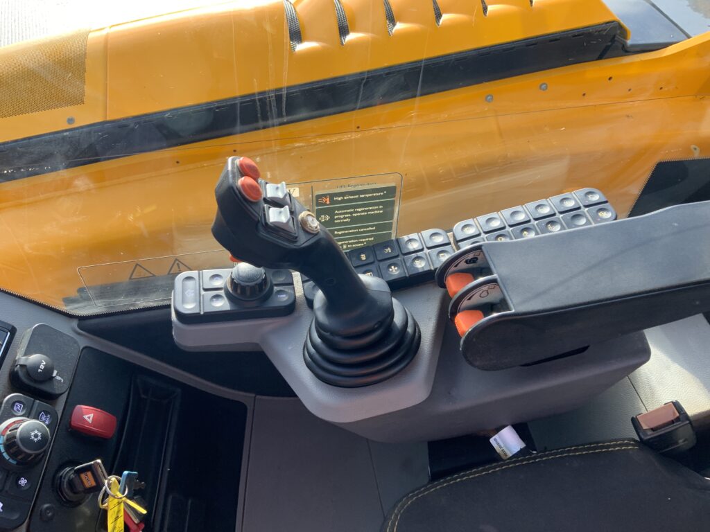 JCB 560-80 AgriXtra Telehandler (ST25579) - RJ and KD McLean Ltd ...